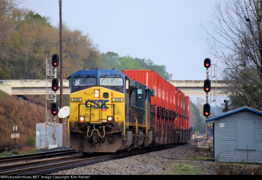 CSX 535 Q037